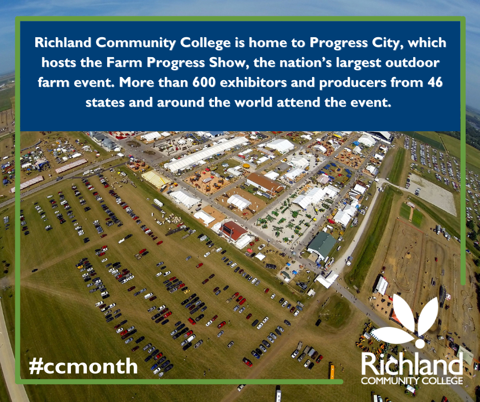 April is Community College Month – Illinois Community College Board